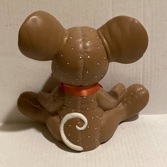 Kimple | Accents | 9780s Vintage Kimple Mold Hand Painted Ceramic Mouse ...